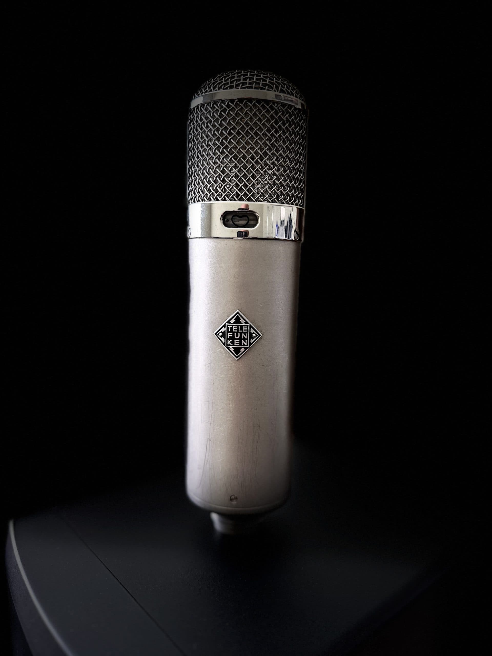 The Neumann U47: A Legend in the World of Microphones - Inside Blackbird